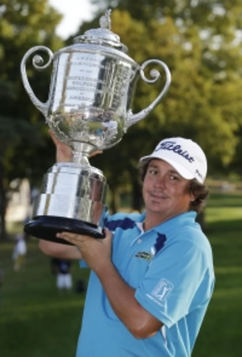 Dufner admits he had butterflies - Golf Clothing Journal