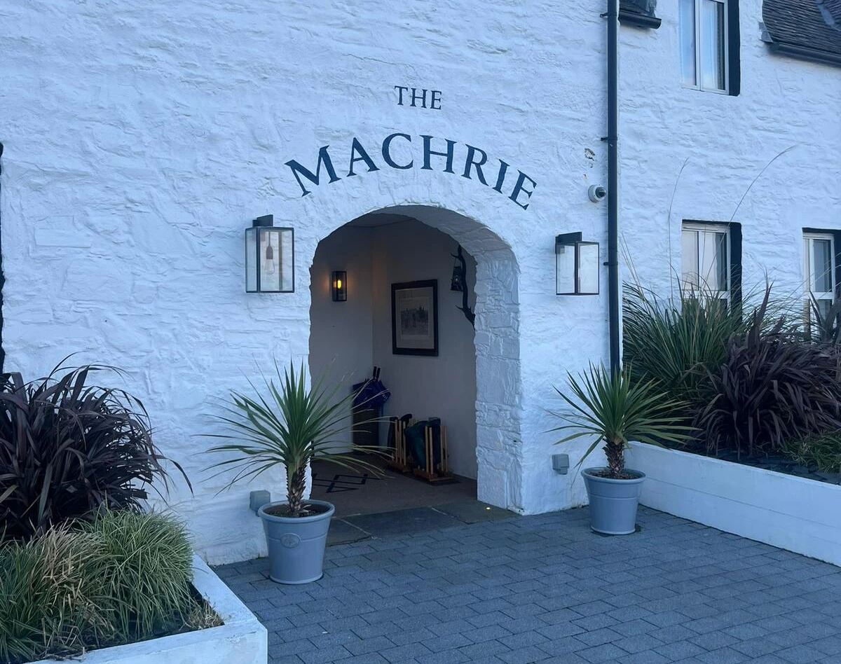 Exploring The Machrie Golf Course and Hotel on the Isle of Islay